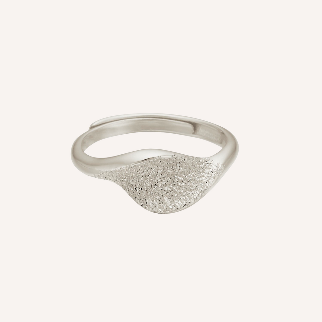 Soluna ring – Melchior Jewelry